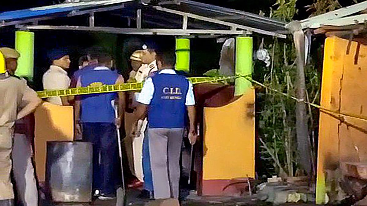 West Bengal: Toll in illegal firecracker factory blast rises to 11 ...