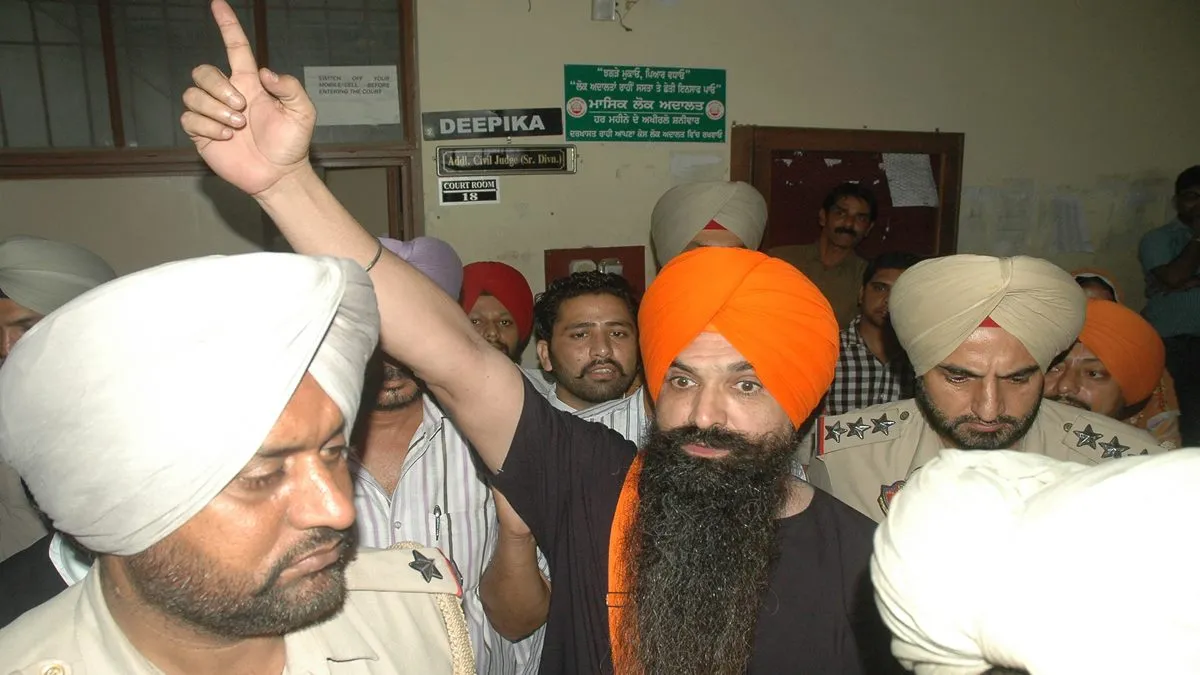 Beant Singh assassination case: Supreme Court rejects plea to commute ...