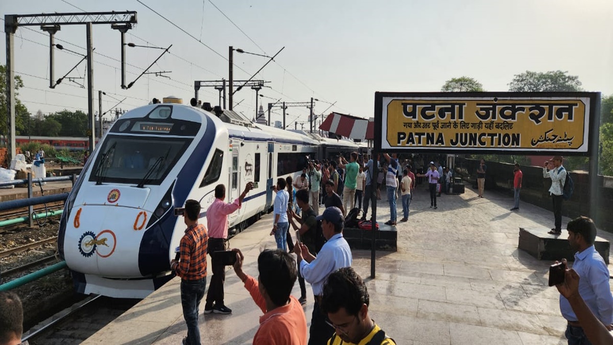Indian Railways begins trial run of Patna-Ranchi Vande Bharat Express - Know stoppages ...