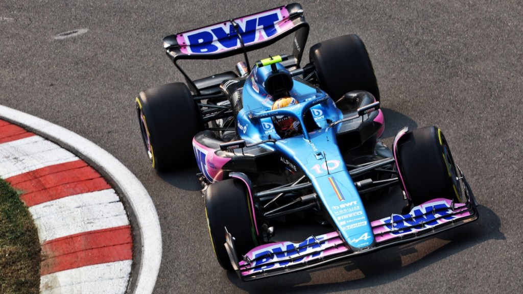 Ryan Reynolds and investors acquire 24% of Alpine F1 team - motor ...