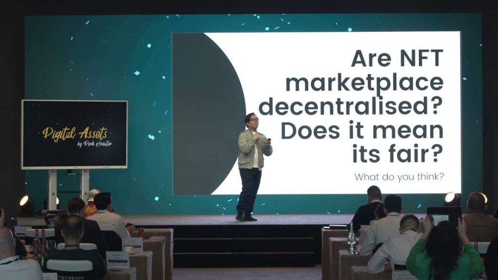 Unleashing the power of Web4.0: An intelligent and decentralised web ...