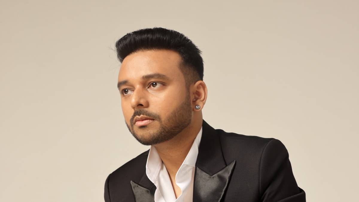 Meet Lee Keshav: Started working at the age of 16, a professional ...