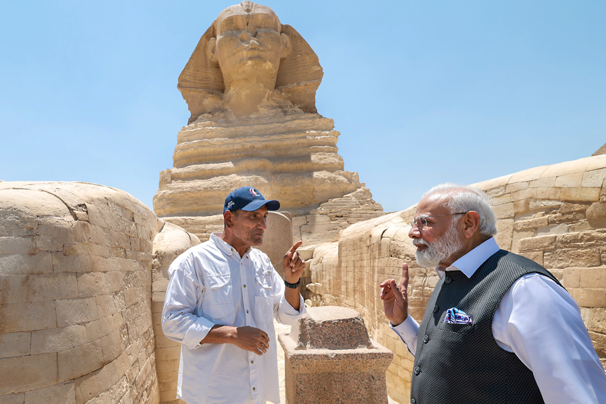 PM Narendra Modi visits Pyramids of Giza in Egypt - Defence Gallery ...