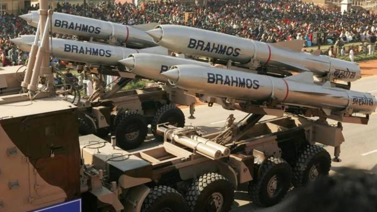 BrahMos Missile is 25 years old! IAF keen to get BrahMos-NG soon ...
