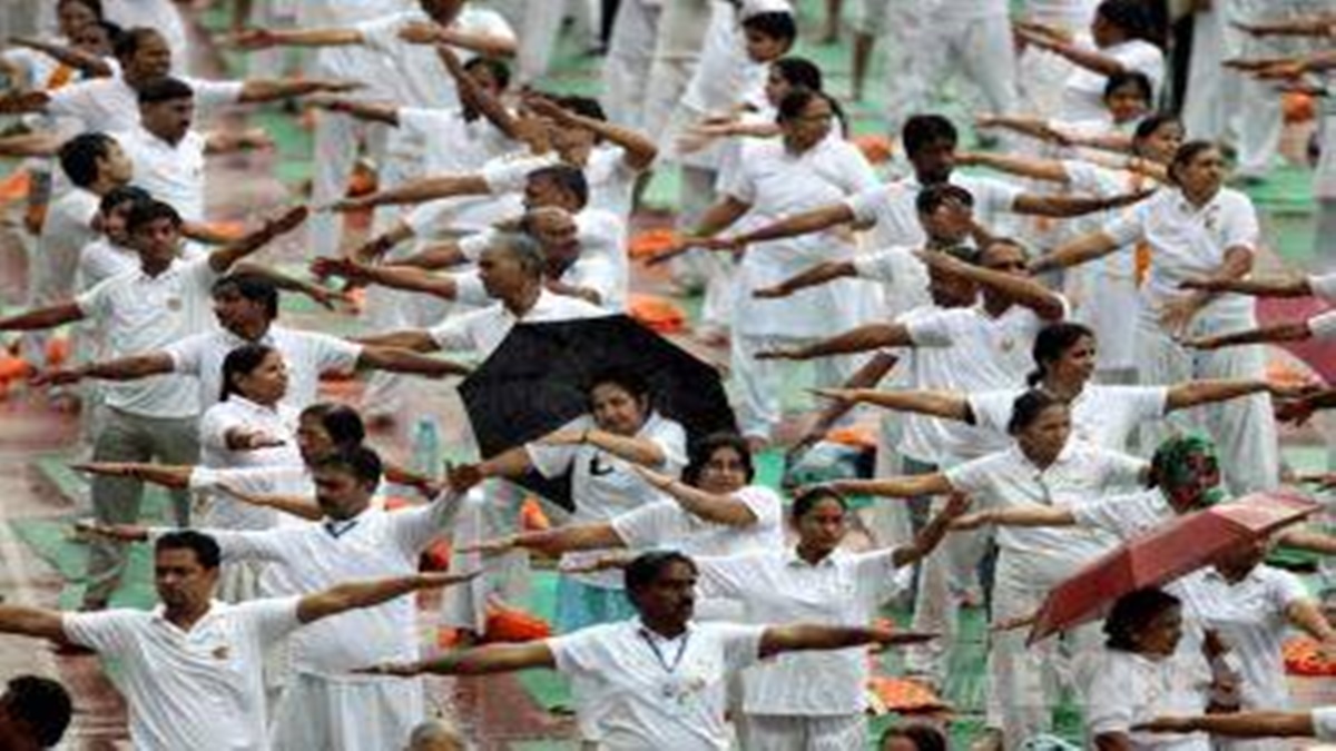 International Yoga Day: Now, Congress-BJP face off over who popularised ...