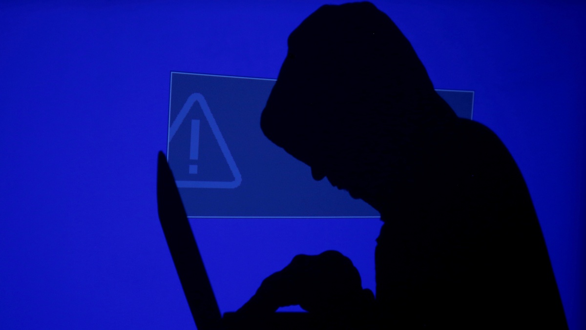 Alert! This Android spyware app can steal all your phone data, 60,000 ...