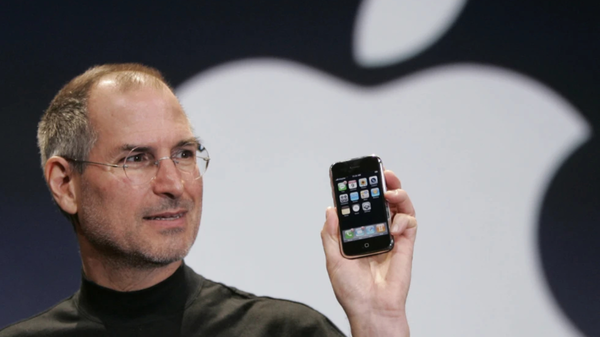 3,2,1, SOLD! Unopened first-gen iPhone sells for record-breaking Rs 1. ...