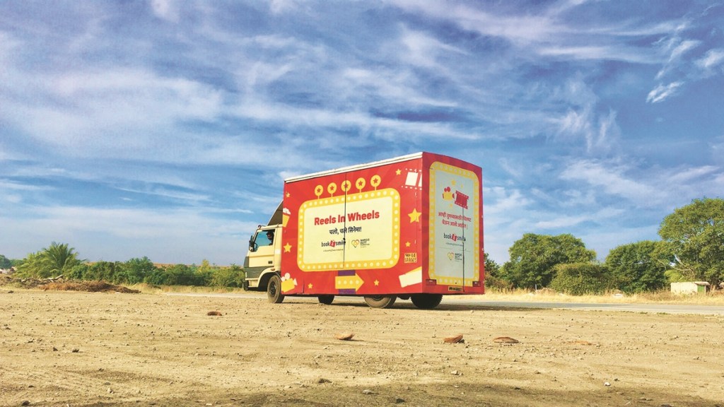 Business on wheels: How mobile-first platforms are reaching out to last ...