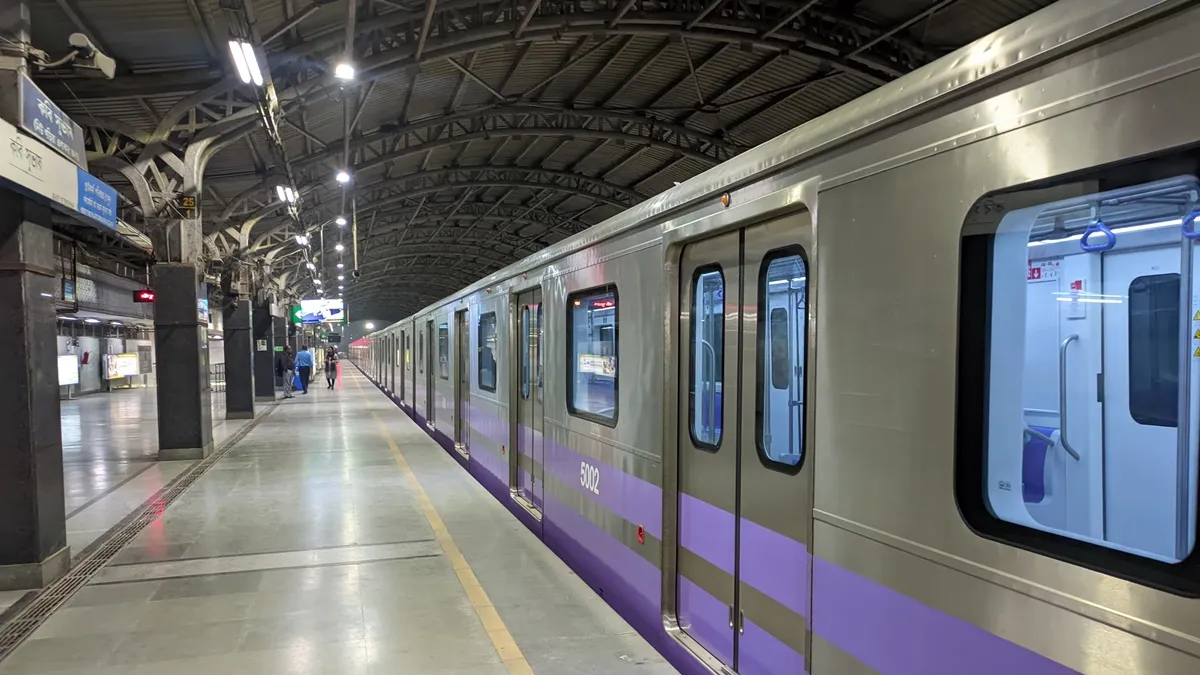 Kolkata Metro Train