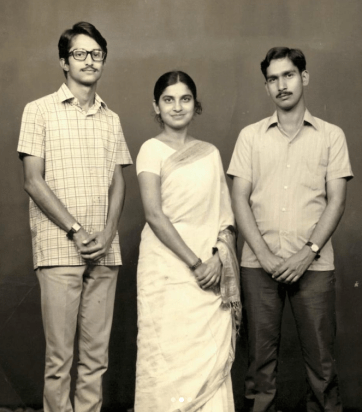 When Sudha Murty lent Rs 10,000 to her husband Narayana Murthy for ...