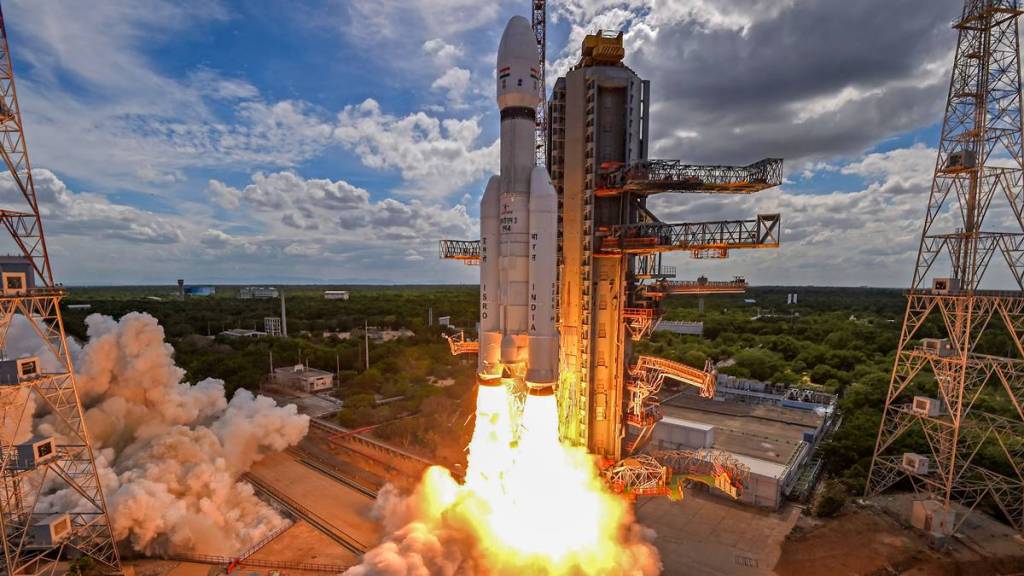 Chandrayaan-3 Mission Progresses: ISRO says spacecraft gets closer to ...