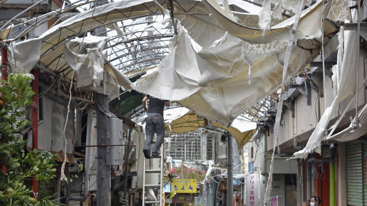 Typhoon Khanun: 2 dead in Japan’s Okinawa, dozens of flights cancelled ...