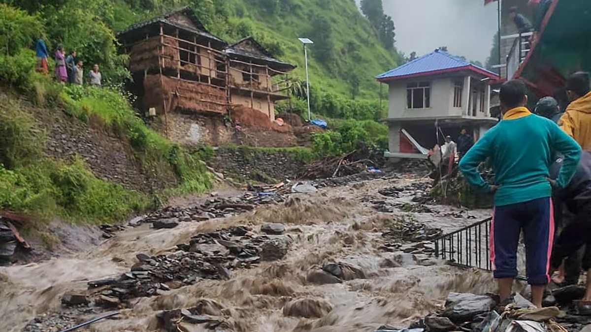 Rain havoc in Himachal Pradesh: Heavy rainfall paralyzes state! 281 roads blocked including ...
