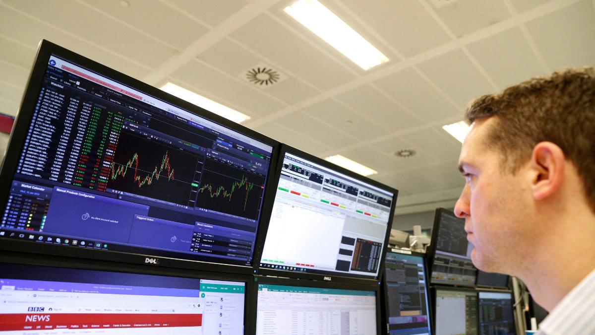 Stocks To Watch on 4 August. 2023: Vedanta, Adani Enterprises, SBI ...