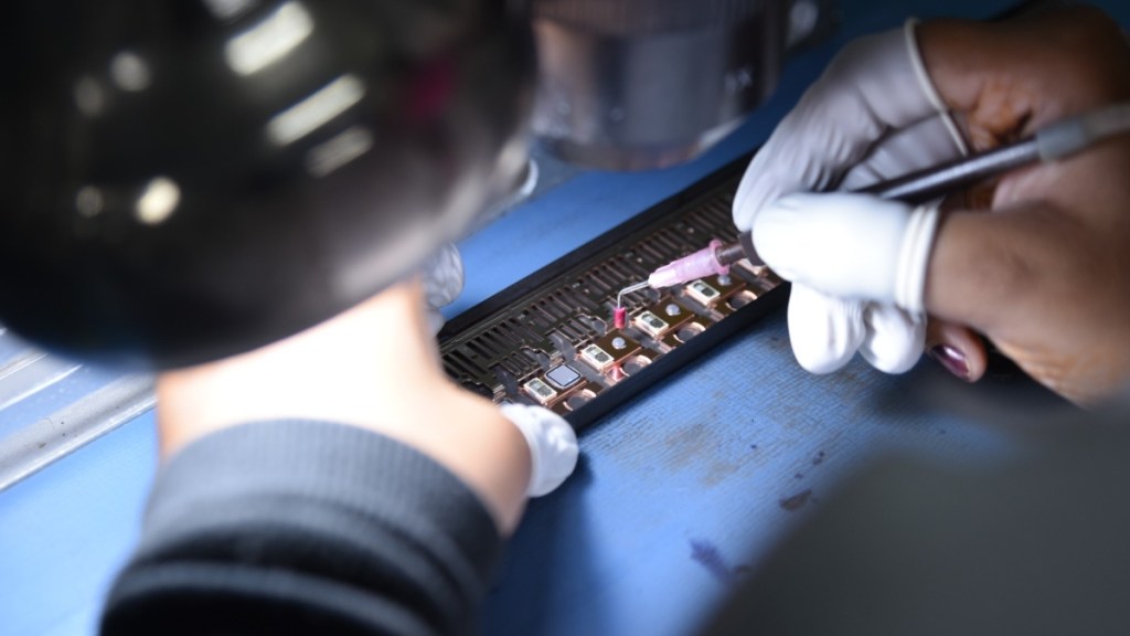 CDIL Semiconductors to expand capacity by 100 million units - Express ...