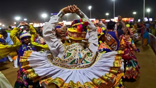 Gujarat: 19-year-old boy dies of heart attack while playing garba in ...