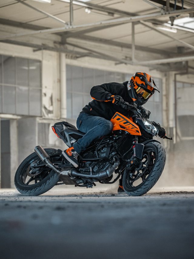 New-gen KTM Duke 390, Duke 250 launched in India