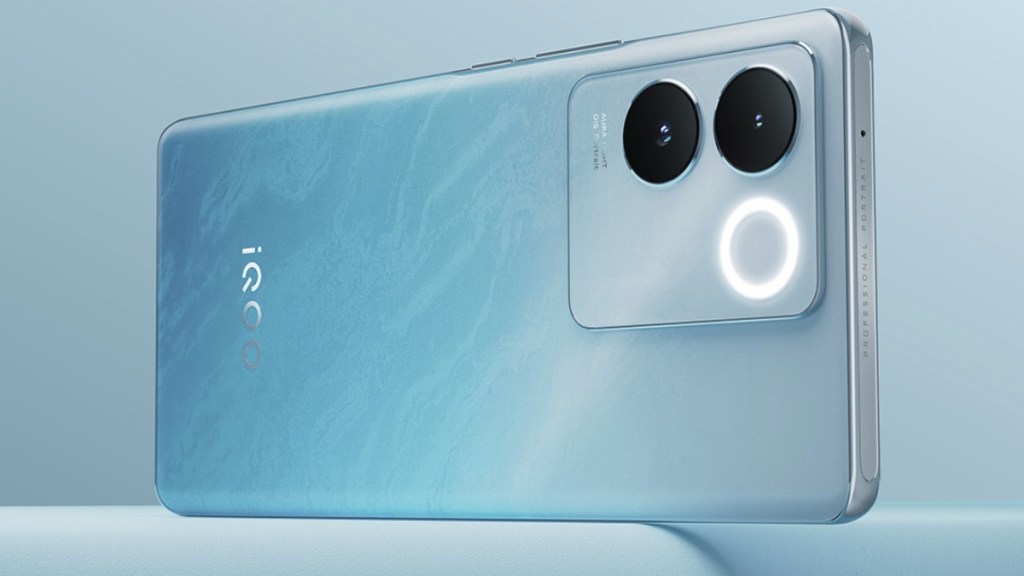 iQOO Z7 Pro 5G brings 120Hz AMOLED display, 66W fast charging and 64MP OIS cam for Rs 23,999 ...