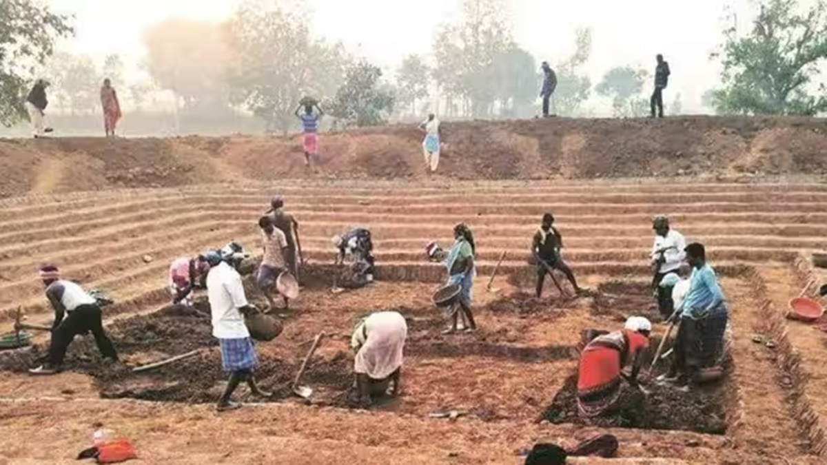 Elevated demand for MGNREGA work signals urban jobs crunch - Economy ...