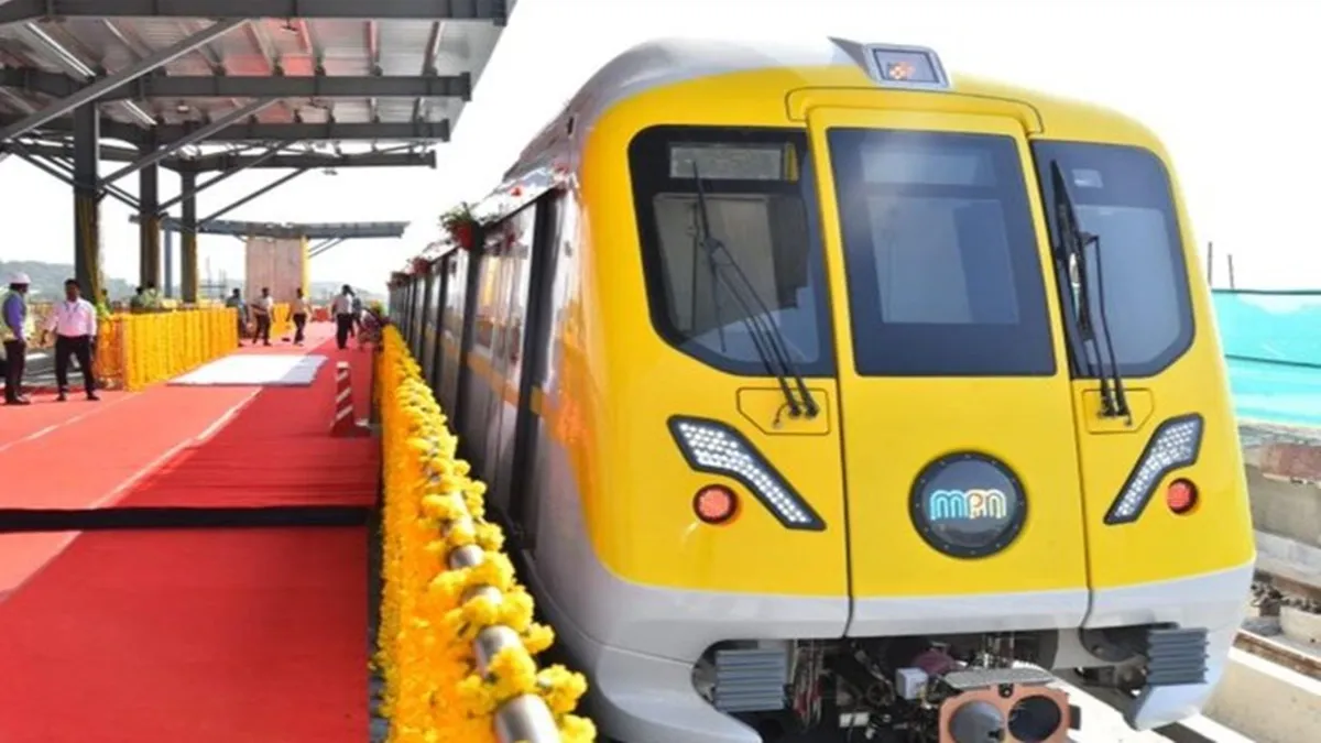 Indore Metro latest news: MPMRCL to begin commercial service next year ...