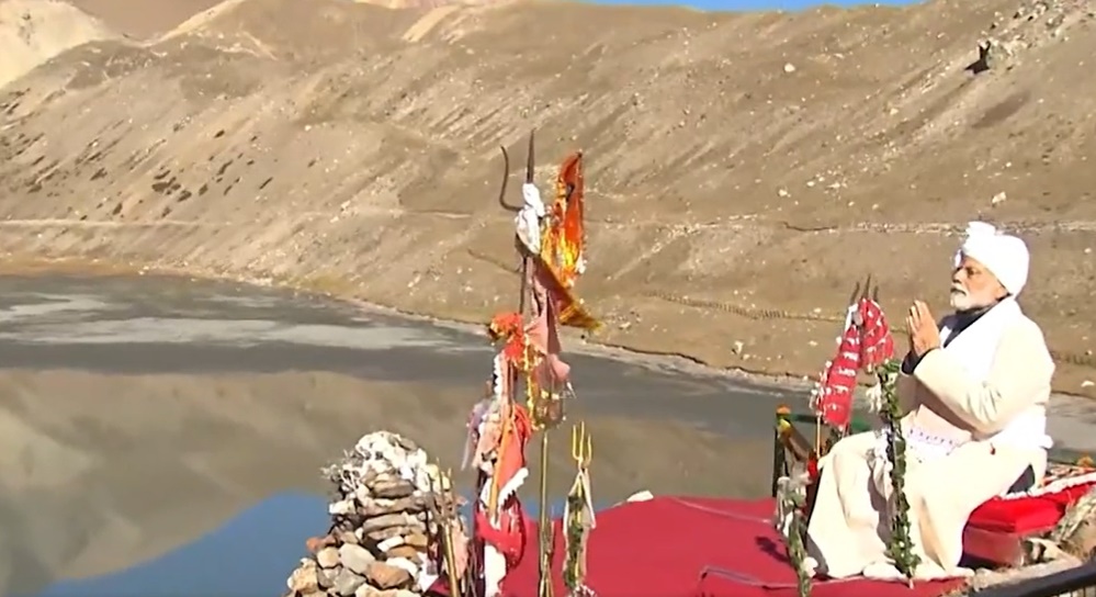 Uttarakhand: PM Modi offers prayers at Parvati Kund in Pithoragarh ...