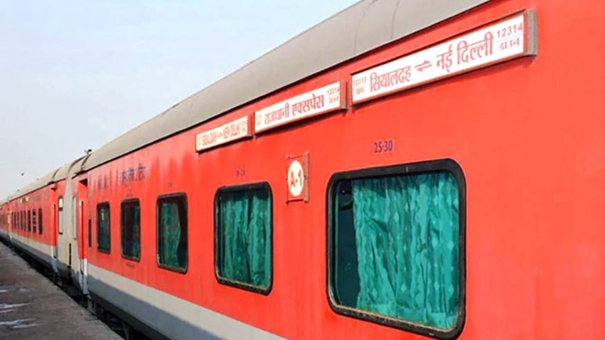 Retired Army personnel opens fire inside Sealdah-New Delhi Rajdhani ...