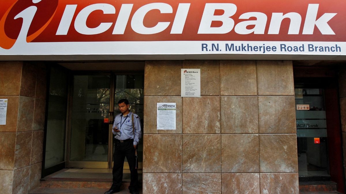 ICICI Bank climb as Q2 profit rises 36%; Should you buy, hold or sell ...