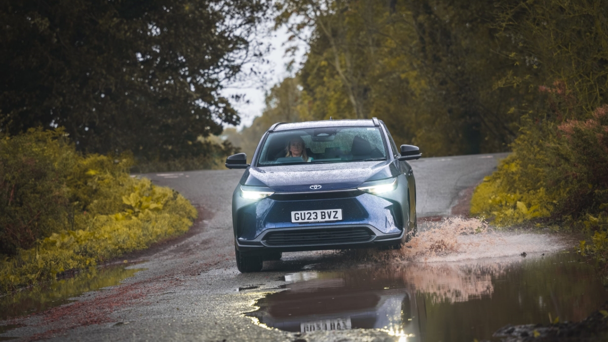 Autumn driving tips -- The do's and dont's - Car News | The Financial ...