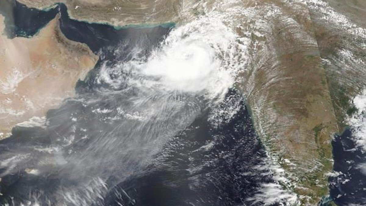 Weather Update: India braces for twin cyclones 'Tej' and 'Hamoon'; IMD ...