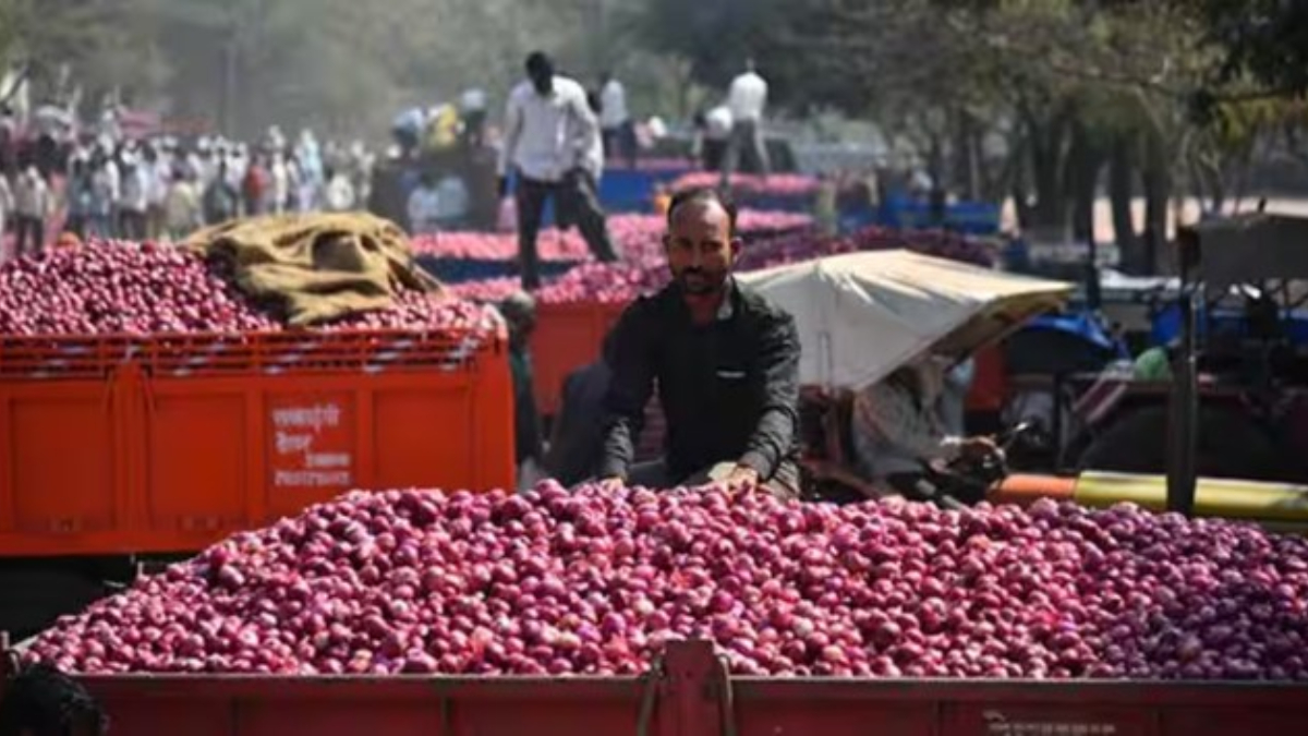 Average onion price in Delhi touches Rs 78 per kg; all-India average rate at Rs 50.35 per kg ...
