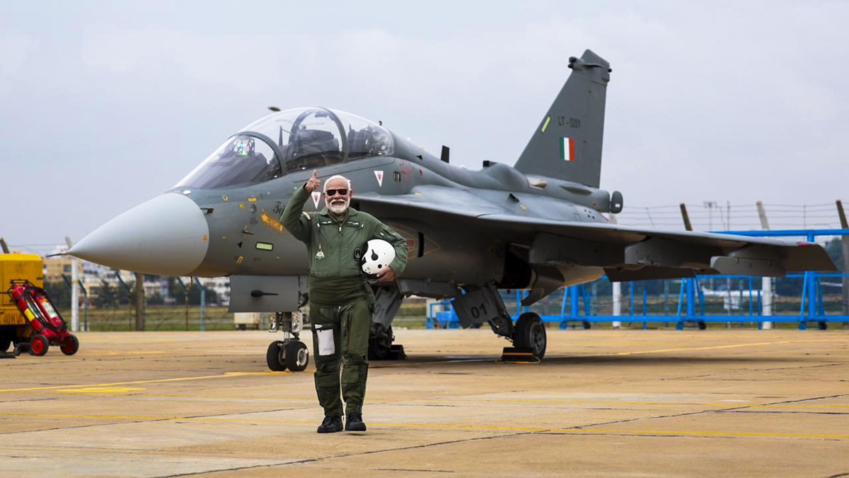 Historic Day! PM Modi Flies Light Combat Aircraft - Defence News | The ...
