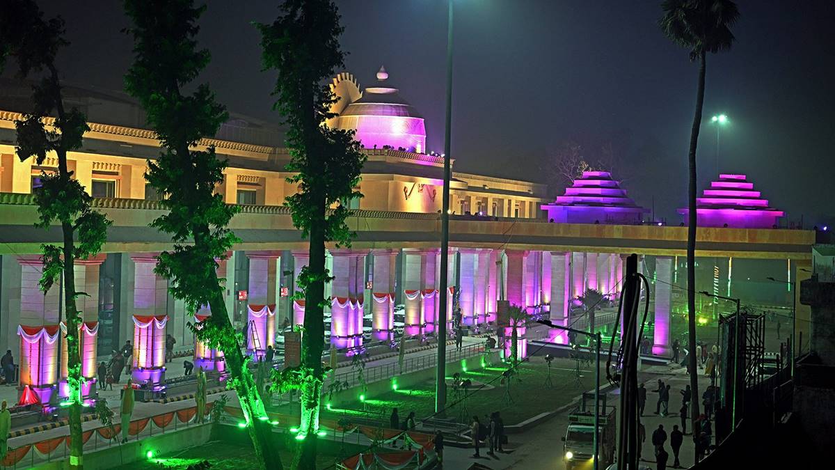 Ayodhya railway station redeveloped to 'Ayodhya Dham Junction' offers ...