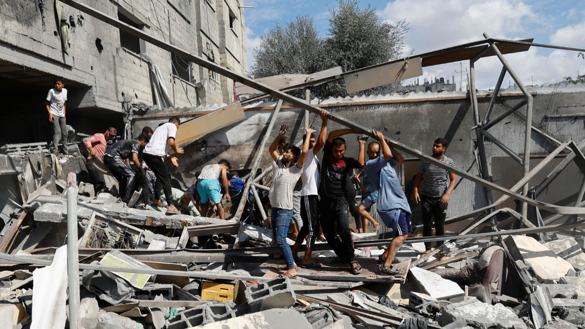 Israel's Gaza bombing escalation after Hamas warning raises 'domicide ...
