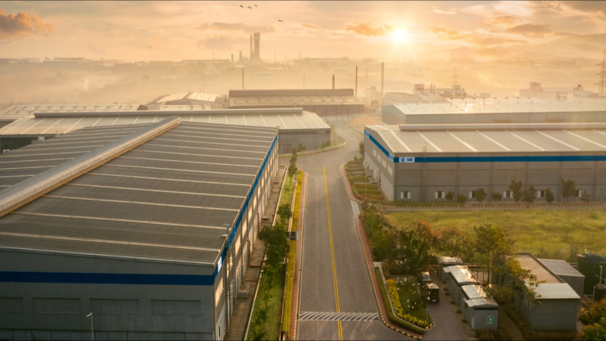 Mubadala, APG eye CPPIB’s 50% in lndoSpace JV - Industry News | The ...