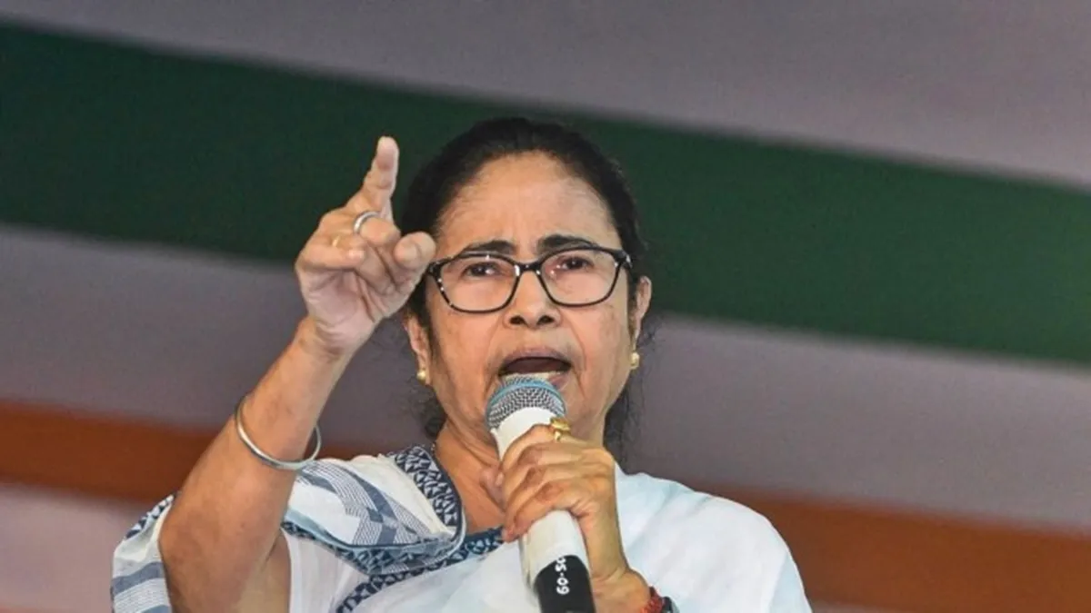 'She will return with bigger mandate': Mamata Banerjee backs Mahua Moitra after Lok Sabha ...