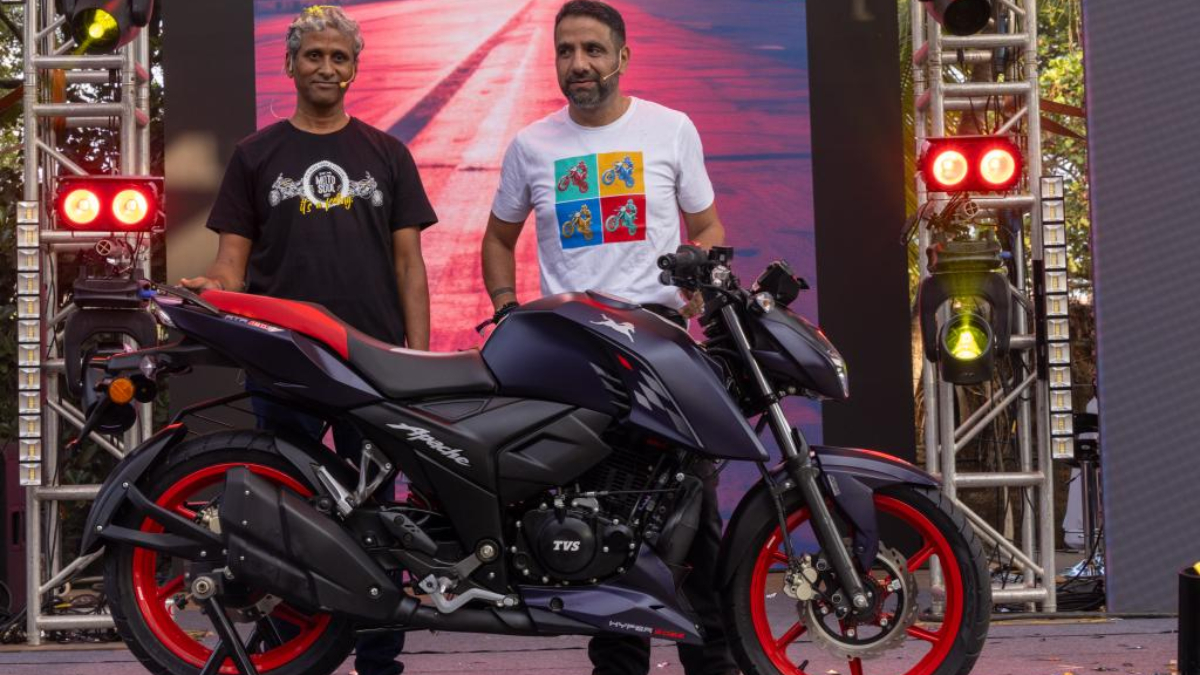 2024 TVS Apache RTR 160 4V launched at MotoSoul– priced at Rs 1.35 lakh ...