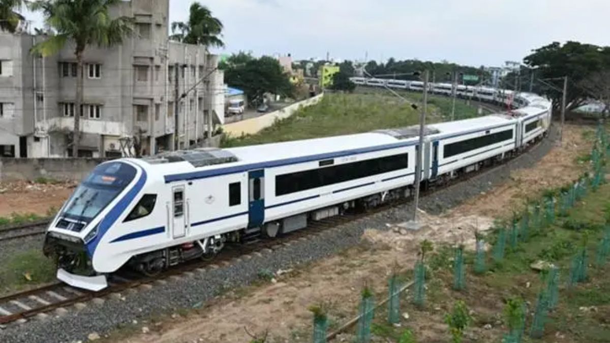 Varanasi-New Delhi Vande Bharat Express! PM Modi to flag off semi-high-speed train on December ...