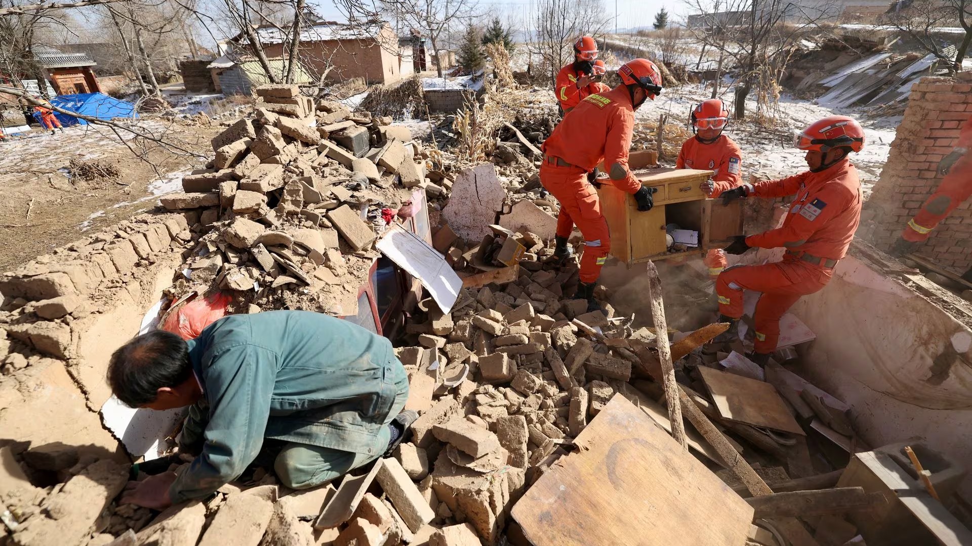 Chinese Premier visits quake-affected areas; ensures safety of distressed people - World News ...