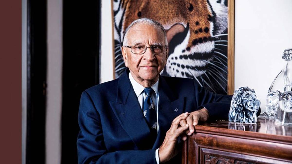 Former Indian prince turned IAS officer: The remarkable story of 'India ...