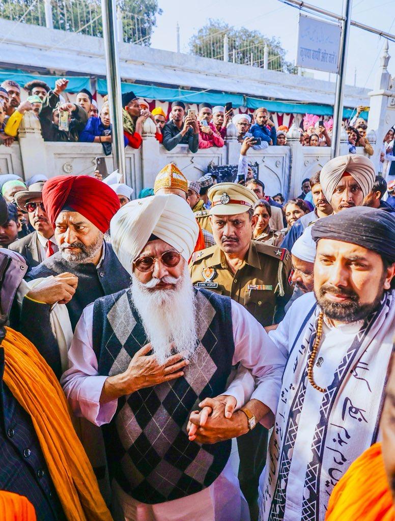 Sacred Unity: Spiritual Journey to Ajmer Dargah Sharif by Babaji ...