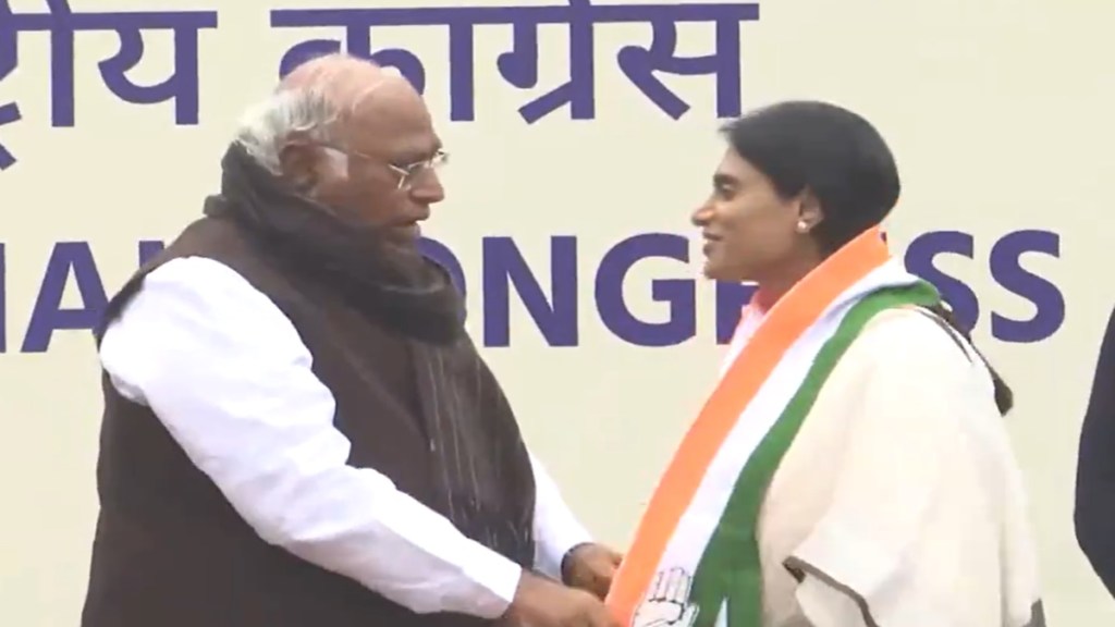 YS Sharmila joins Congress, merges YSRTP ahead of 2024 Lok Sabha polls - India News | The ...