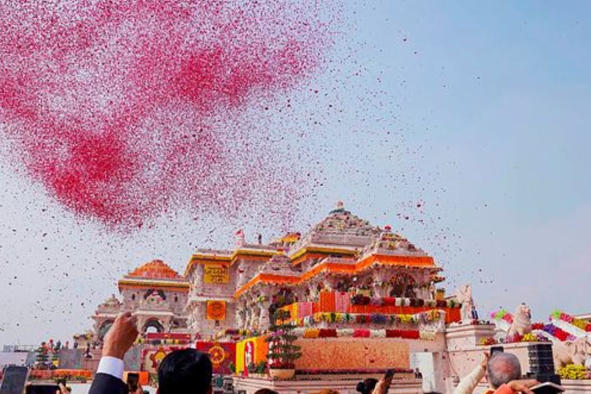 Ram Lalla virajman! See auspicious PHOTOS of Ayodhya Ram Mandir event - business-gallery News ...