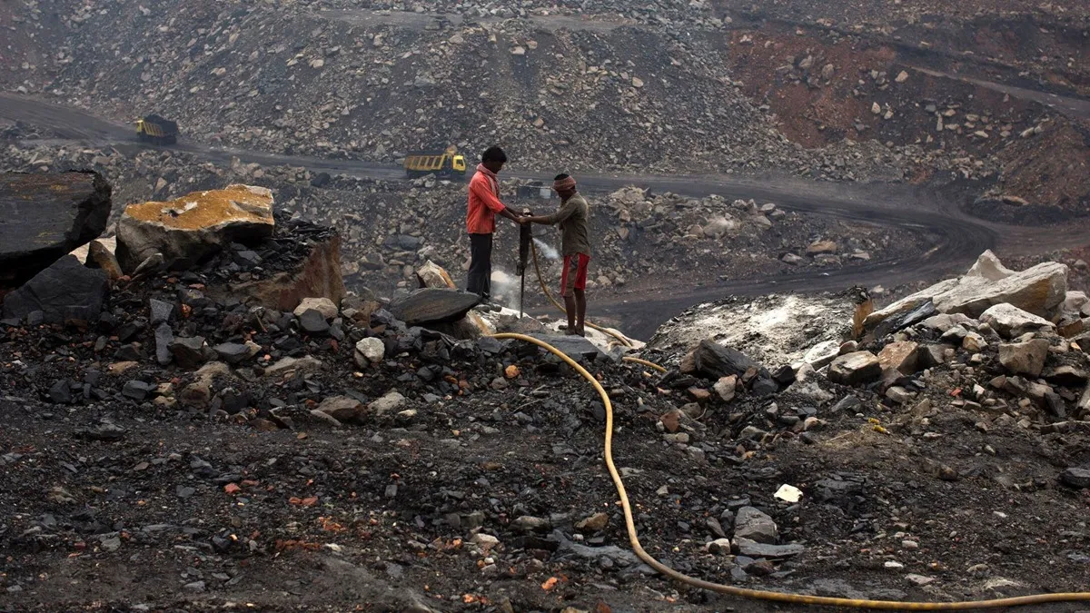 Govt Targets 186 6 Mt Coal Output From Captive Mines In Fy25 Industry