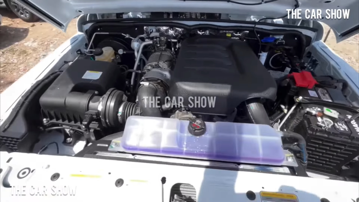 Mahindra Thar 5-door: New features and interiors revealed - Car News ...