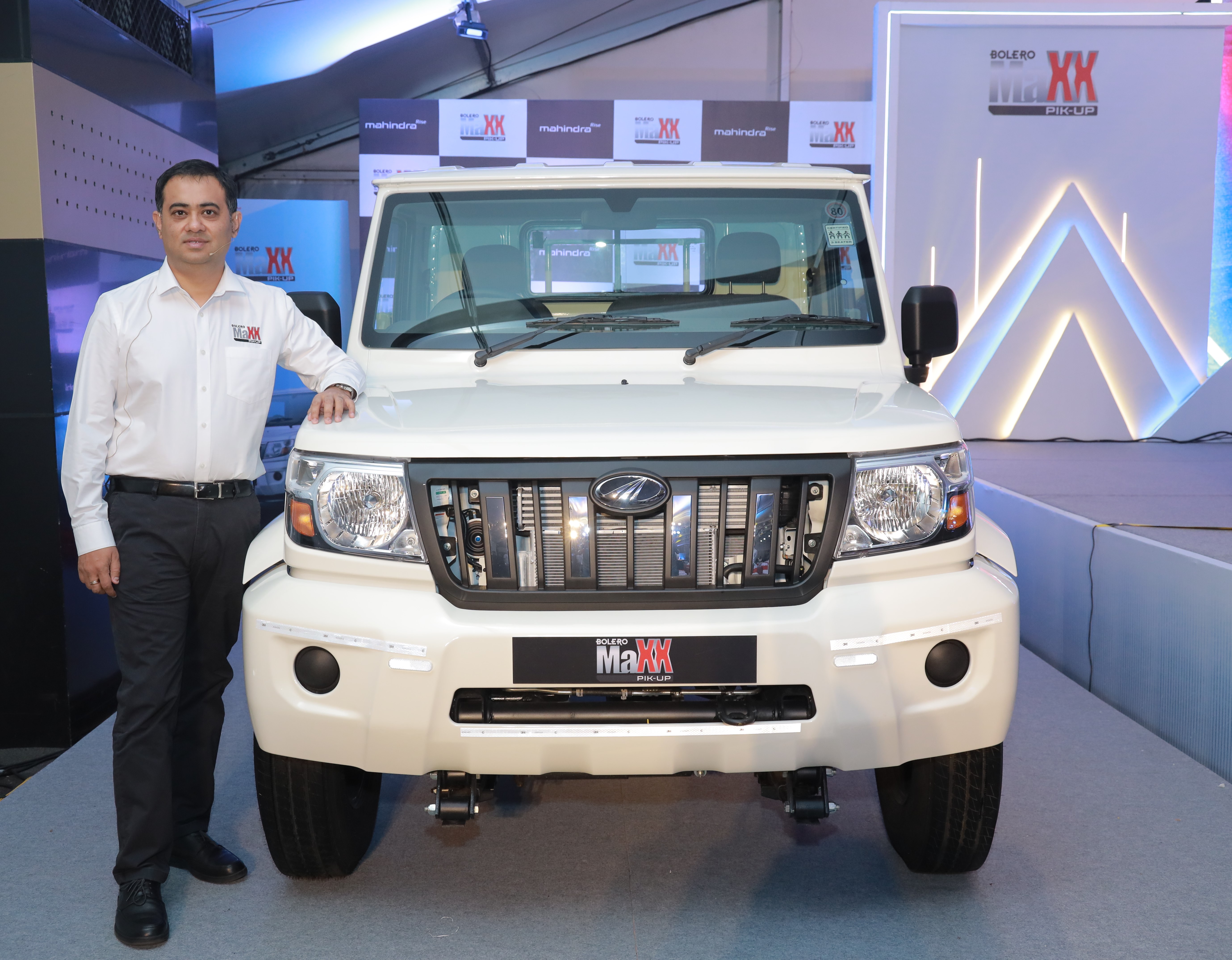 Mahindra launches new variants of Bolero Maxx Pik-Up range with air-conditioning and 14 new ...