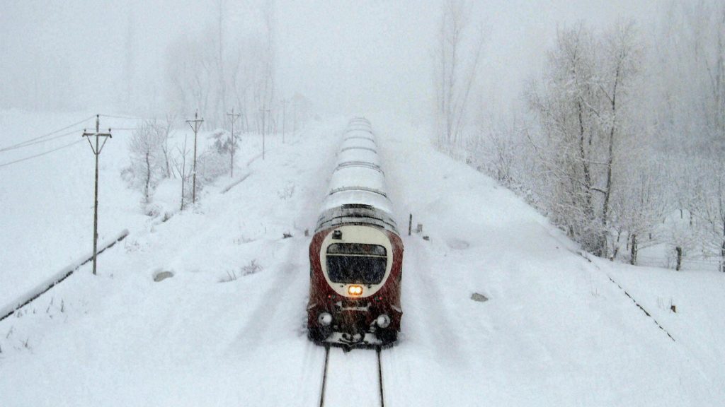 Indian Railways historic Udhampur-Srinagar-Baramulla project! Modi to ...