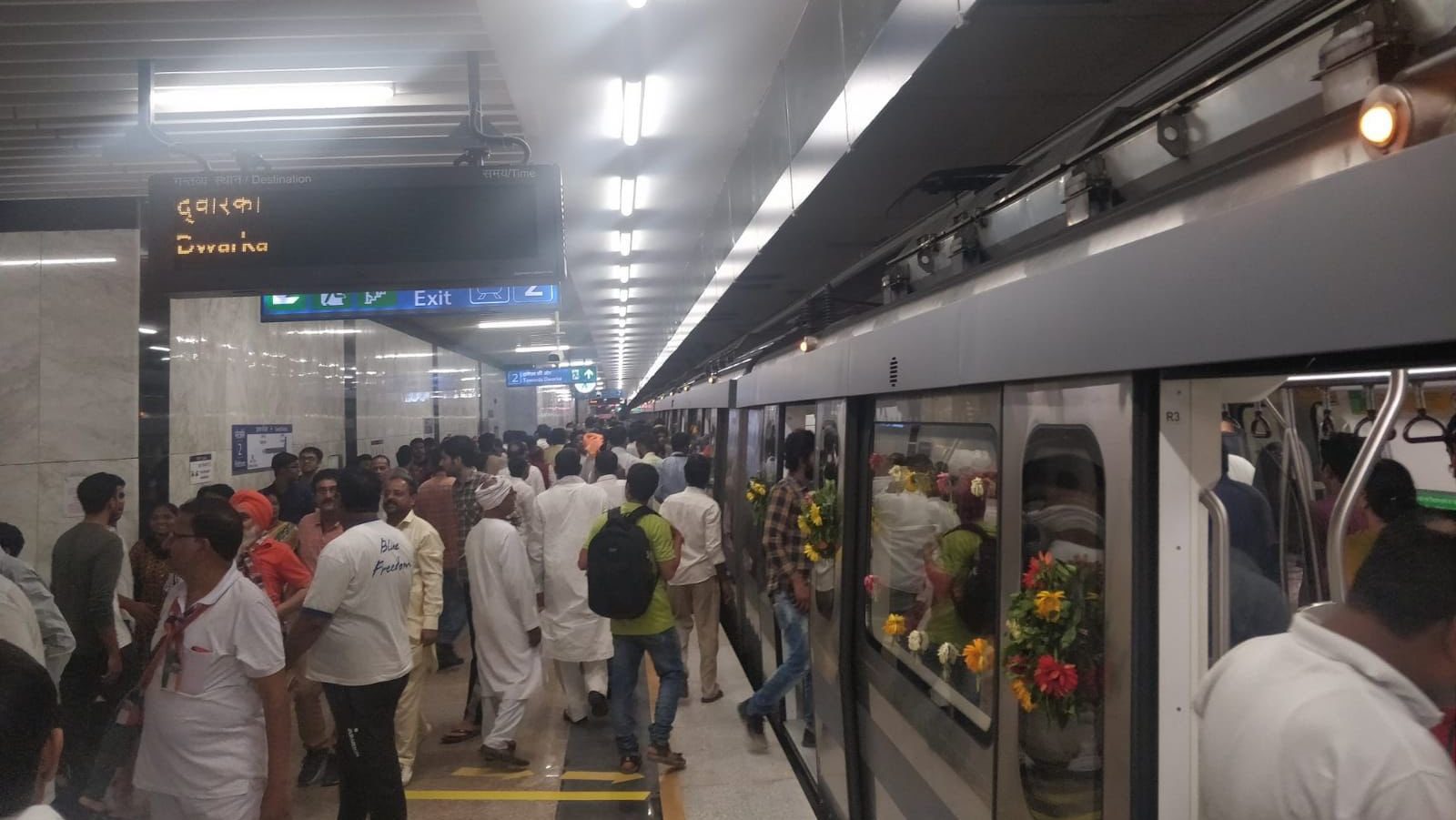 Delhi Metro makes history! Achieves highest-ever daily ridership of 71. ...