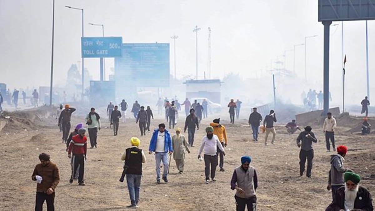 Farmers Protest Highlights: Farmers detained at Shambhu border, water ...