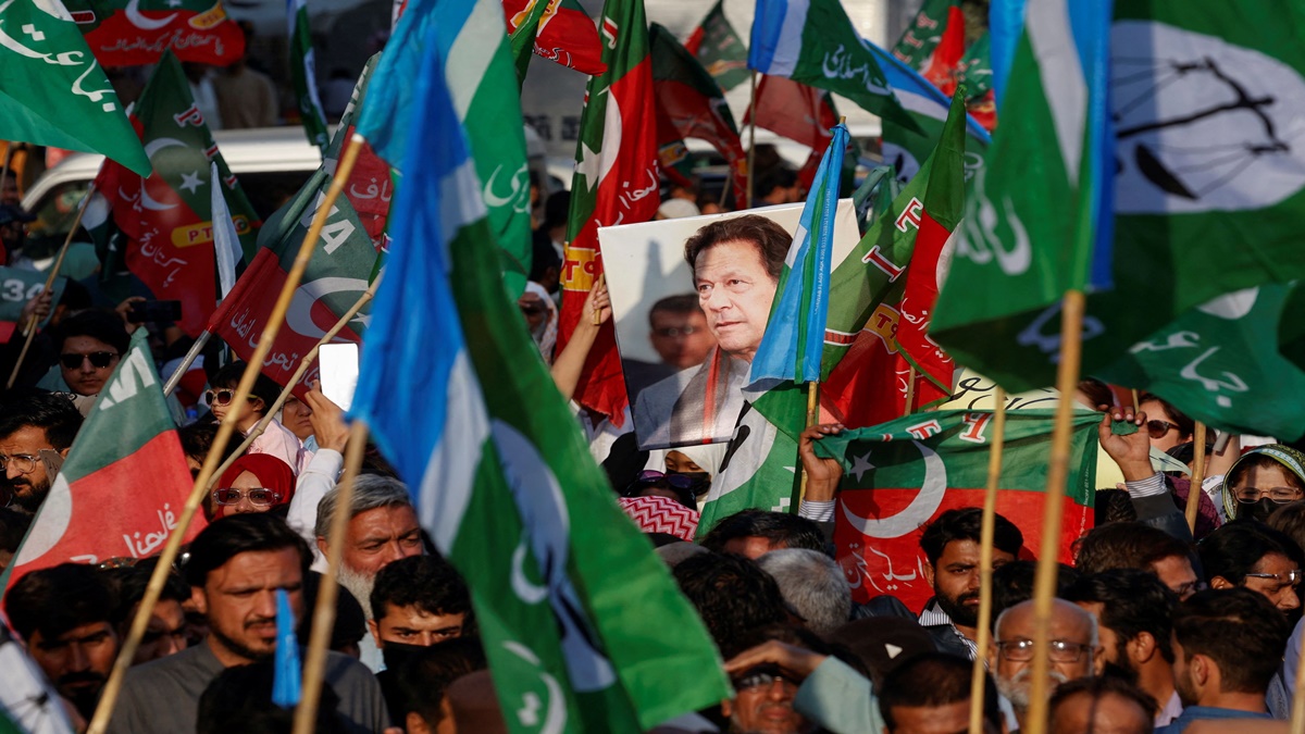Pakistan Election 2024: Will PTI's nationwide protest safeguard ...