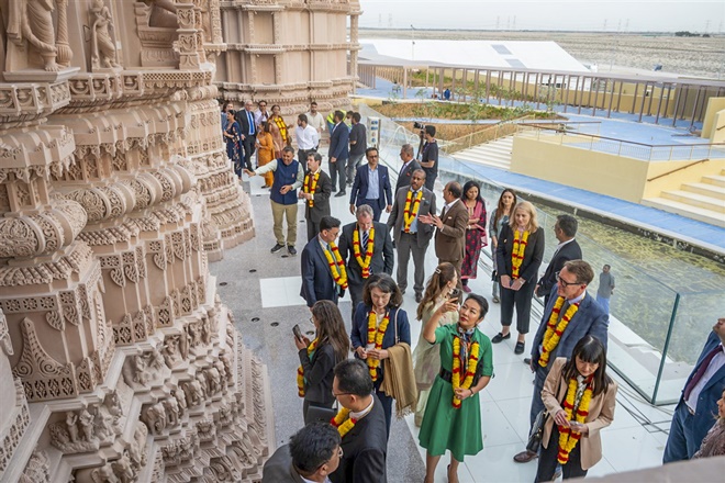 PM Modi inaugurates BAPS Hindu Temple complex in Abu Dhabi! Here's all ...